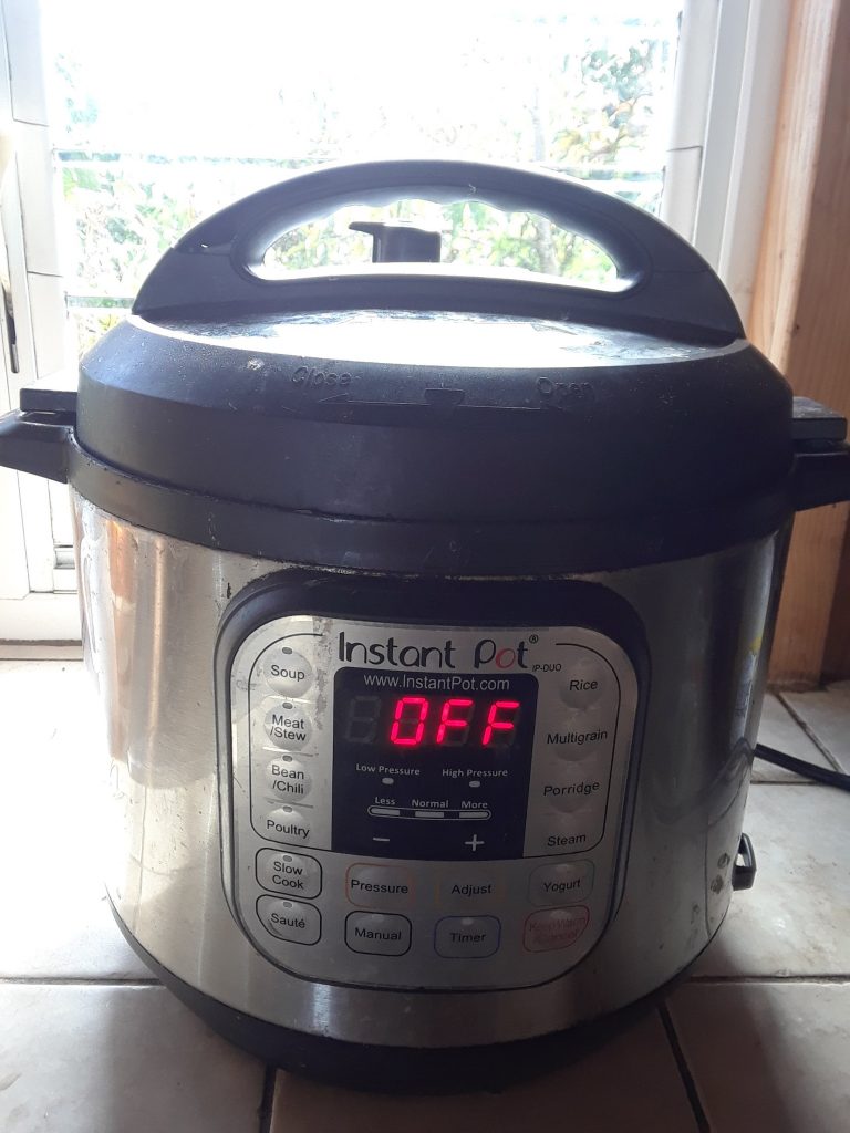 Hawaiian Ferns & Kalo Gravy – The KNF Farm